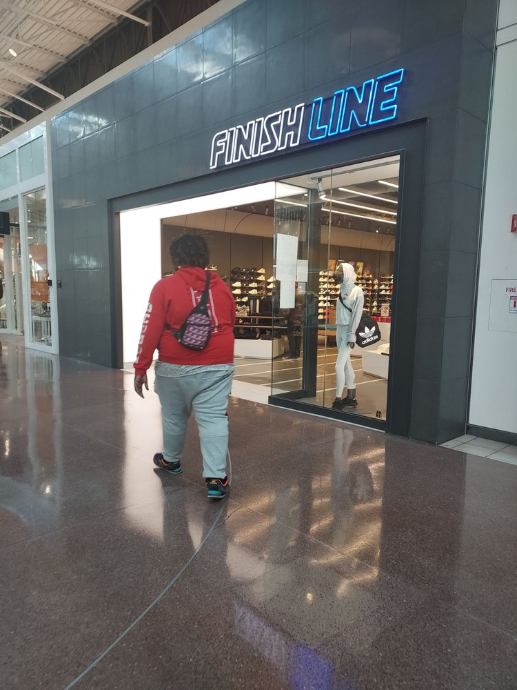FINISH LINE - Updated May 2026 - 620 Chicago Ridge Mall, Chicago Ridge ...