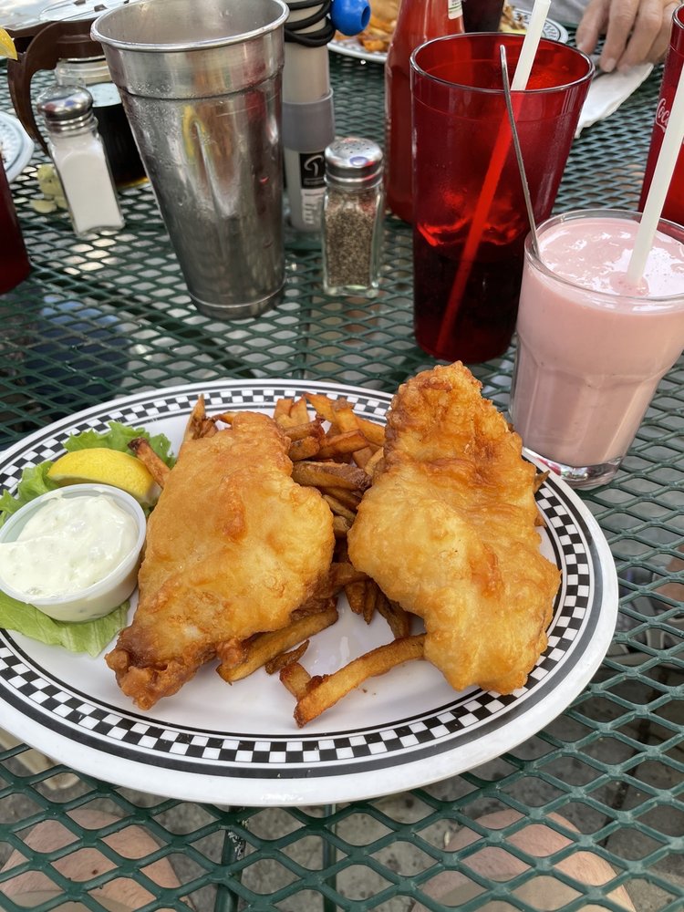 BIRDSEYE DINER - 33 Photos & 62 Reviews - 590 Main St, Castleton ...