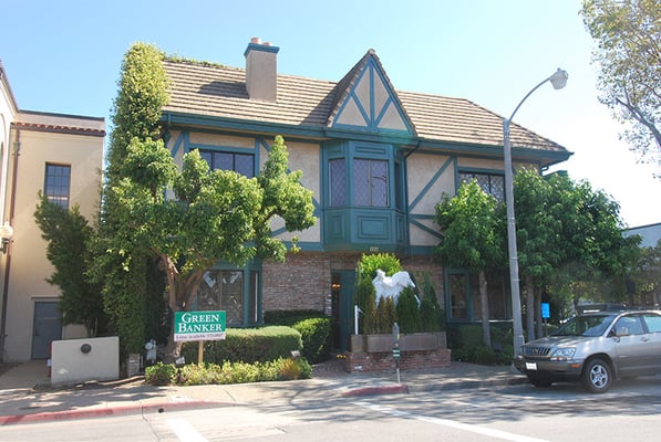 STANLEY LO - GREEN BANKER - Updated December 2024 - 10 Photos & 48 ...