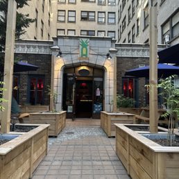 ANANAS PIZZERIA - Updated December 2025 - 201 Photos & 128 Reviews ...