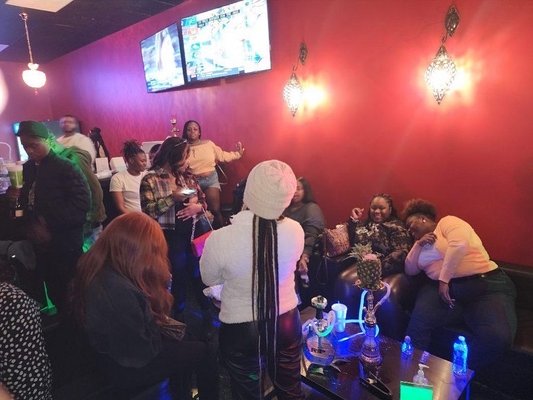 COMO LOUNGE - Updated July 2025 - 12 Photos - 28536 US-51, Como ...