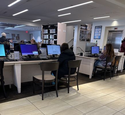 COMMACK PUBLIC LIBRARY - Updated October 2025 - 18 Hauppauge Rd ...