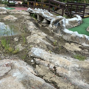 MAGIC MOUNTAIN FUN CENTER - EAST - Updated December 2025 - 70 Photos ...