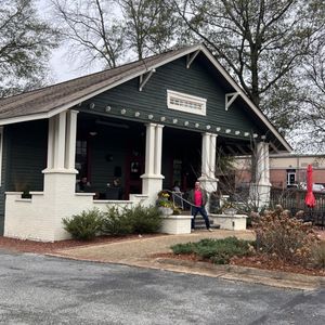 WELL RED - 10 Photos & 22 Reviews - 223 Opelika Rd, Auburn, Alabama ...