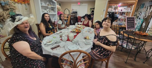 THE COTTAGE BOUTIQUE - Updated September 2025 - 13 Photos - 30155 ...