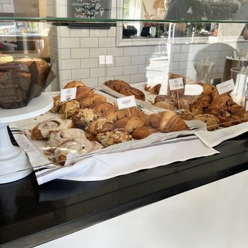 CASSIS MARKET - Updated June 2024 - 197 Photos & 148 Reviews - 170 ...