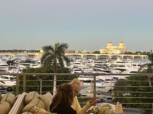 BAR CAPRI - Updated August 2025 - 109 Photos & 35 Reviews - 185 Banyan ...