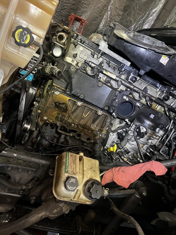 AJ EXPRESS GARAGE - Updated December 2025 - 10 Photos - Hildebran, North Carolina - Commercial ...