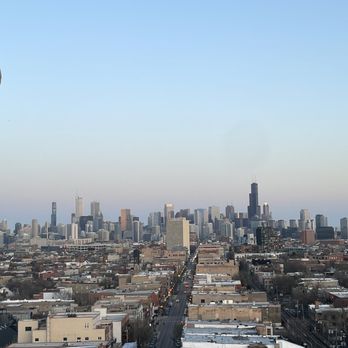 UP ROOM - Updated May 2025 - 293 Photos & 142 Reviews - 2018 W North ...