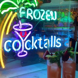 LOCK & KEY - Updated July 2025 - 866 Photos & 1255 Reviews - 239 S ...