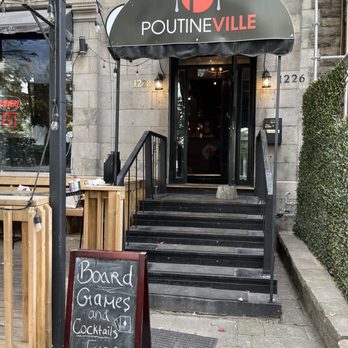 POUTINEVILLE - Updated August 2025 - 69 Photos & 32 Reviews - 1228 Rue ...