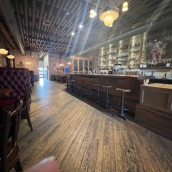 TRINITY STREET - Updated January 2026 - 169 Photos & 171 Reviews - 110 ...