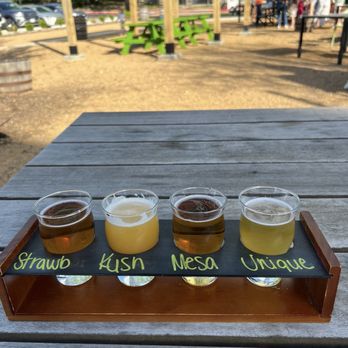 COMMUNITY BEER COMPANY - Updated July 2025 - 438 Photos & 285 Reviews ...