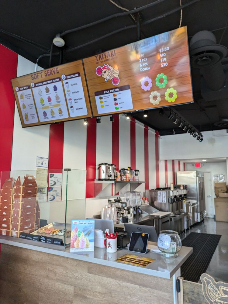 LOST SWEETS - Updated November 2024 - 43 Photos & 21 Reviews - 3049 Las ...