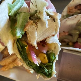 BREW FISH BAR AND EATERY - Updated July 2025 - 215 Photos & 331 Reviews ...