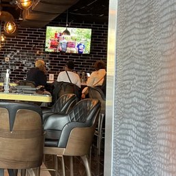 UNITY BAR AND RESTAURANT - Updated July 2025 - 194 Photos & 132 Reviews ...