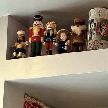 NUTCRACKER FAMILY RESTAURANT - Updated August 2025 - 170 Photos & 212 ...
