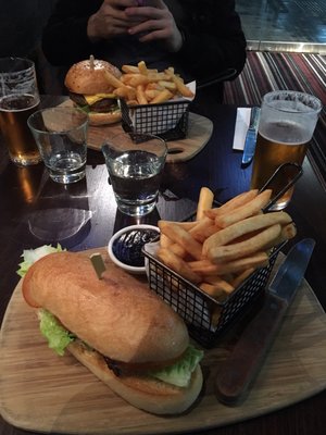 PLATFORM 28 - Updated October 2025 - 13 Photos & 13 Reviews - 82 ...