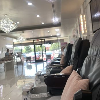 FRENCH NAILS LUXURY SPA & BAR - Updated August 2024 - 232 Photos & 56 ...