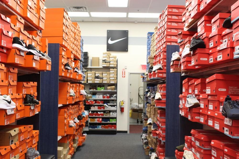 ROOM RACK SHOES - Updated October 2025 - 16 Photos - 628 Boll Weevil ...