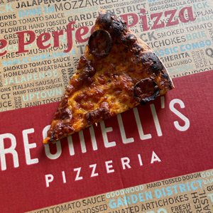 REGINELLI’S PIZZERIA - 101 Photos & 83 Reviews - 817 W Esplanade Ave ...