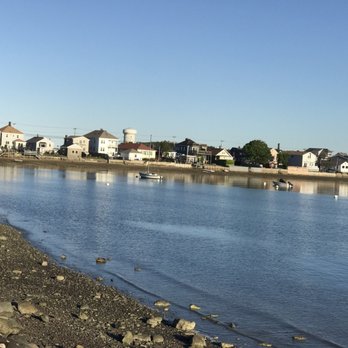 WINTHROP FERRY - Updated June 2025 - 40 Photos - 705 Shirley St ...