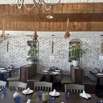 FIORI - Updated December 2025 - 210 Photos & 306 Reviews - 1221 Flower ...