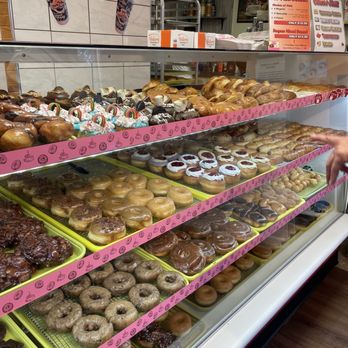 TASTEE KING DONUTS - Updated April 2025 - 28 Photos & 51 Reviews - 4627 ...