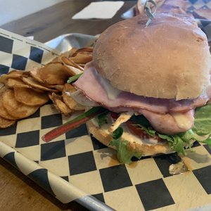 EAT - 162 Photos & 187 Reviews - 609 Page Blvd, Springfield ...