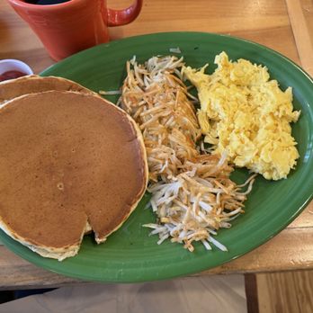 TUCKERS - Updated January 2026 - 94 Photos & 211 Reviews - 207 Main St ...