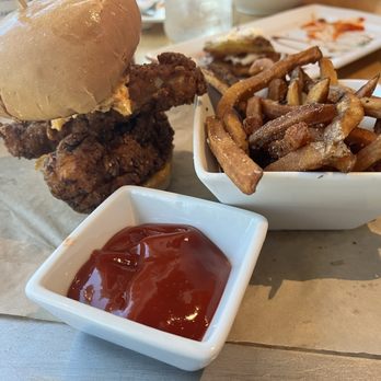 SCRATCH KITCHEN AND TAPROOM - Updated July 2024 - 415 Photos & 218 ...