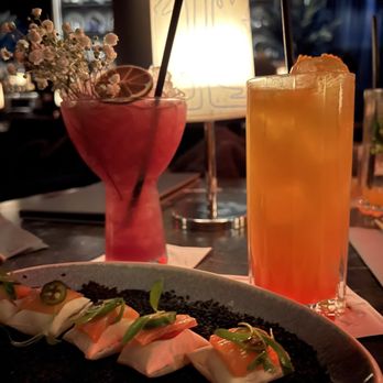 SILVER LINING LOUNGE - Updated August 2024 - 66 Photos & 22 Reviews ...