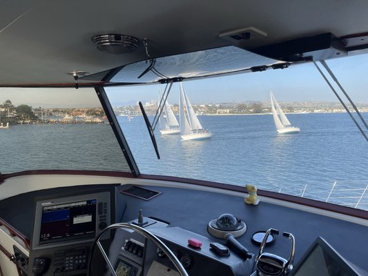 PARADISO YACHT CHARTERS - Updated January 2026 - 434 Photos & 544 ...