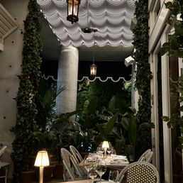 CONTESSA MIAMI - Updated December 2025 - 709 Photos & 258 Reviews - 151 ...