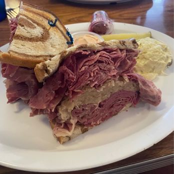 THE BAGEL DELI & RESTAURANT - 737 Photos & 1128 Reviews - 6439 E ...