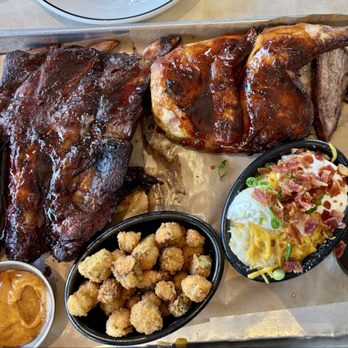 LUCILLE’S SMOKEHOUSE BAR-B-QUE - Updated May 2025 - 2505 Photos & 2487 ...