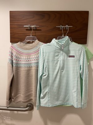 VINEYARD VINES OUTLET - Updated October 2025 - 12 Photos - 7000 Arundel ...