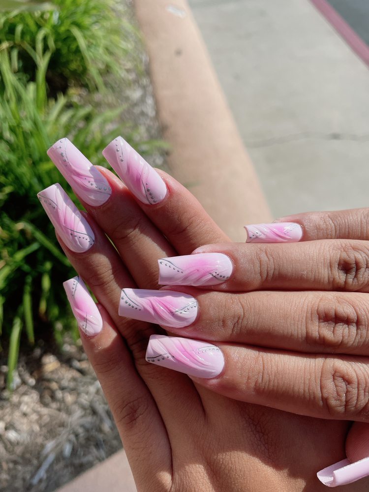 VIP NAILS & SPA - 5078 Photos & 1048 Reviews - 8890 Valley View St ...