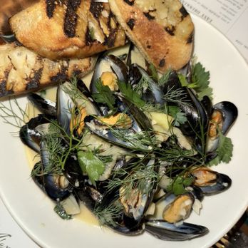 THE ALEXANDER - Updated January 2026 - 64 Photos & 21 Reviews - 282 ...