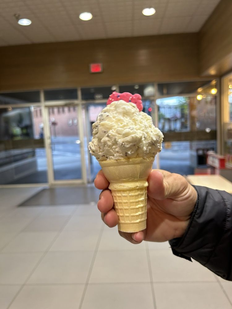 HONEYPEEPS SWEET SHOP - Updated May 2026 - 82 Photos & 52 Reviews - 210 ...
