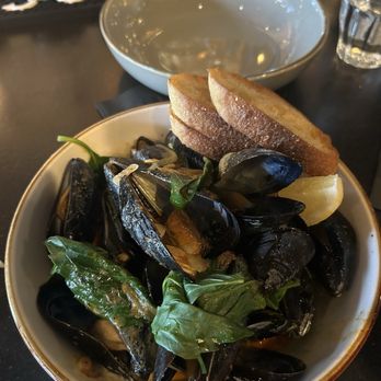 MERAI - Updated December 2025 - 263 Photos & 62 Reviews - 14 Harvard St ...