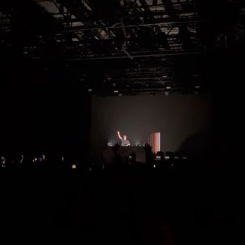 RADIUS - Updated December 2025 - 124 Photos & 80 Reviews - 640 W Cermak ...