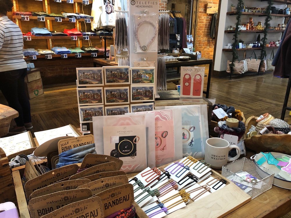 5 POUND APPAREL - 22 Photos - 2144 E Republic Rd, Springfield, Missouri ...