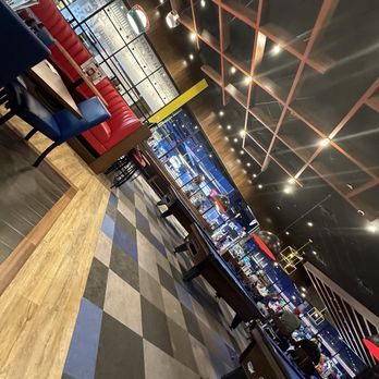 MAIN EVENT CHESTERFIELD - Updated January 2026 - 105 Photos & 84 ...