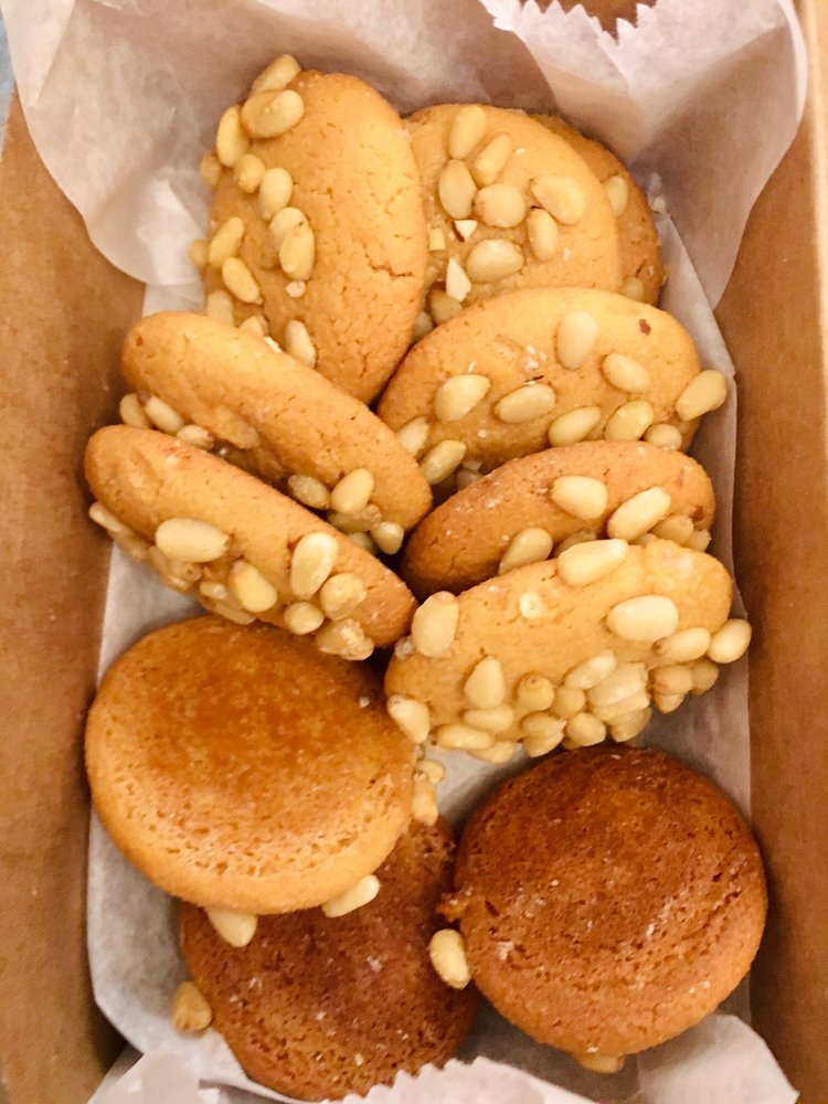 RANDAZZO PASTRY SHOP & BAKERY - Updated September 2025 - 110 Photos ...