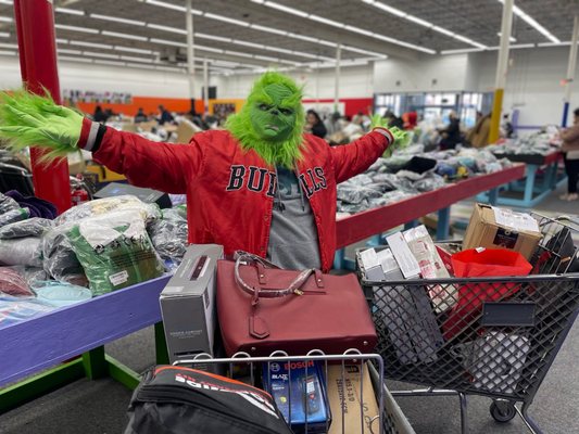 BLACK FRIDAY DAILY DEALS - Updated October 2024 - 55 Photos & 21 ...