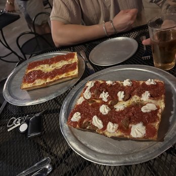 VIA 313 PIZZA - Updated December 2024 - 479 Photos & 905 Reviews ...