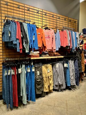 REI - Updated December 2025 - 36 Photos & 101 Reviews - 735 NW Gilman ...