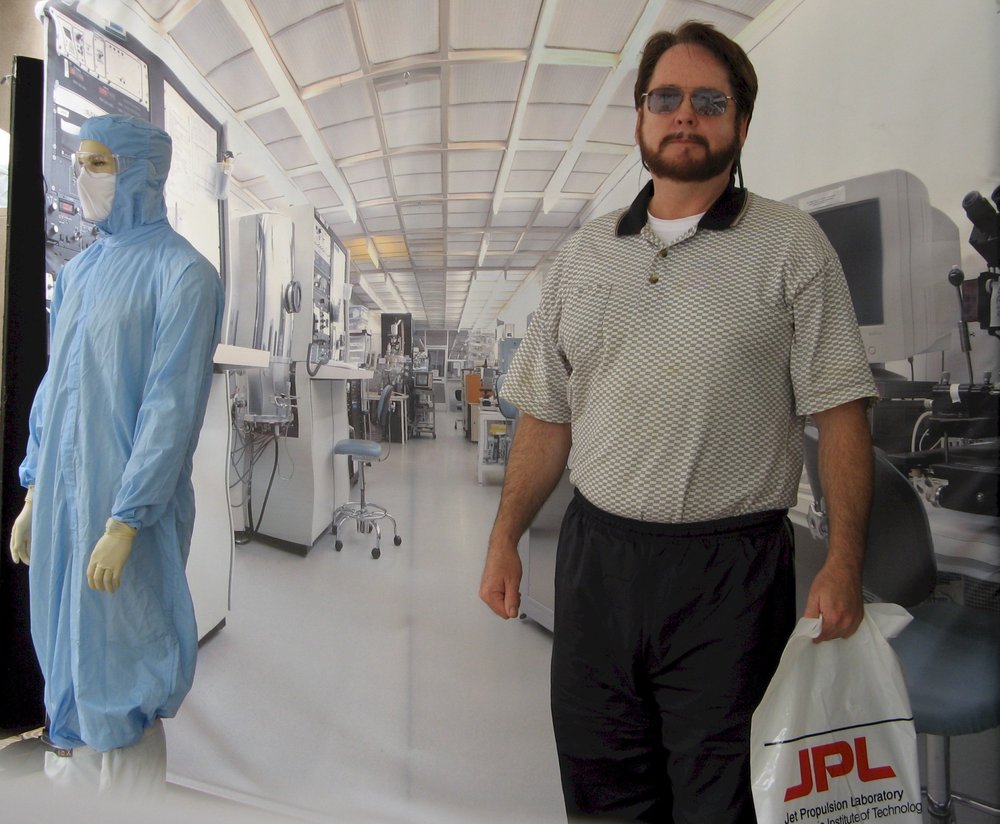 AVENUE 18 COMPUTER SERVICE - Updated December 2025 - 12 Reviews - 2118 ...