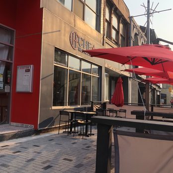 CHE RESTOBAR - Updated January 2026 - 47 Photos & 38 Reviews - 225 ...